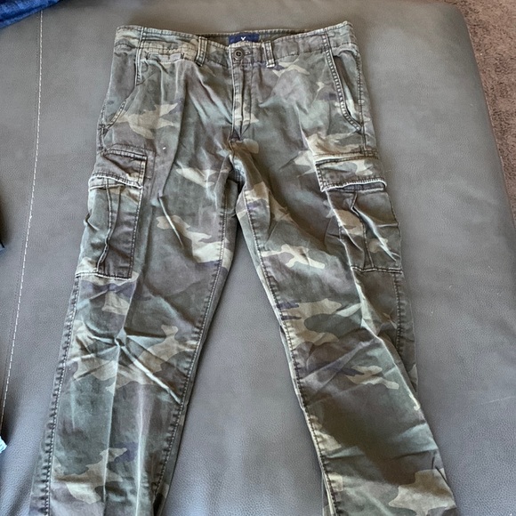 American Eagle Camo Cargo Pants